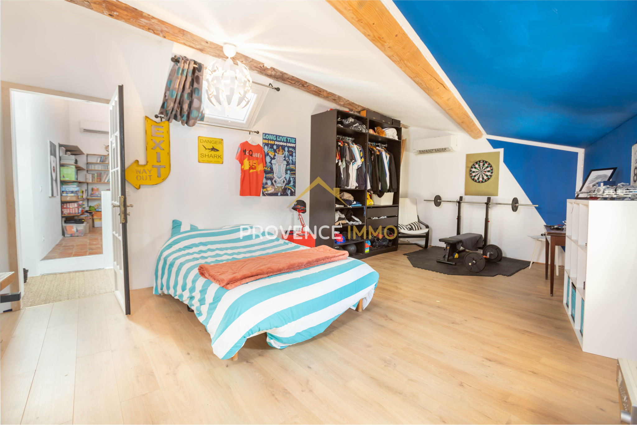 Usage mixte - Maison de ville de 245 m2 totalement rénovée | Réseau ...