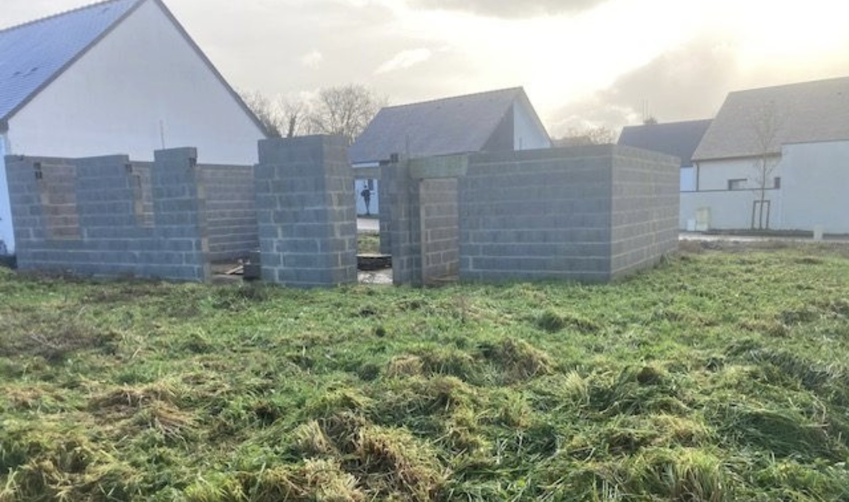 Terrain constructible viabilisé de 464 m² | Réseau Expertimo