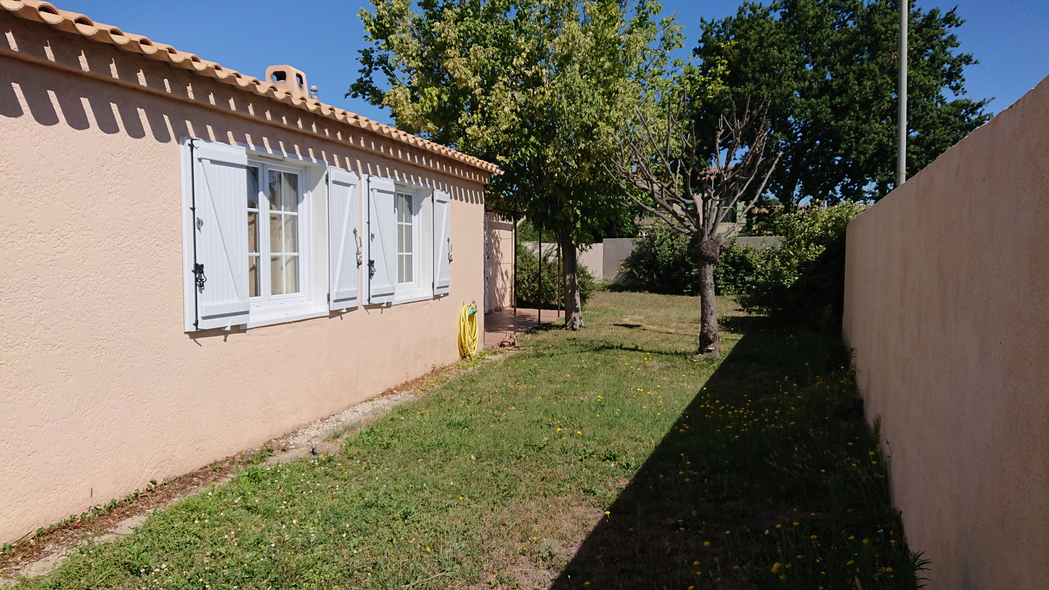 Maison plain pied avec beau jardin ,garage,etat irreprochable | Réseau ...
